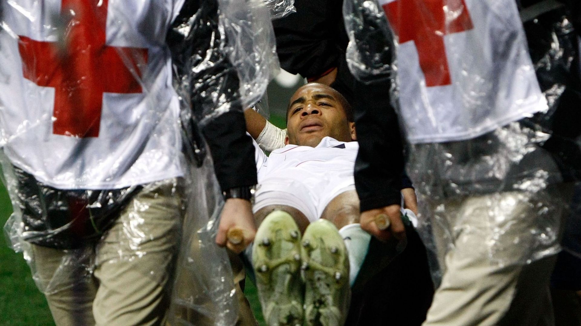 Onyewu out 3 à 4 mois - RTBF Actus