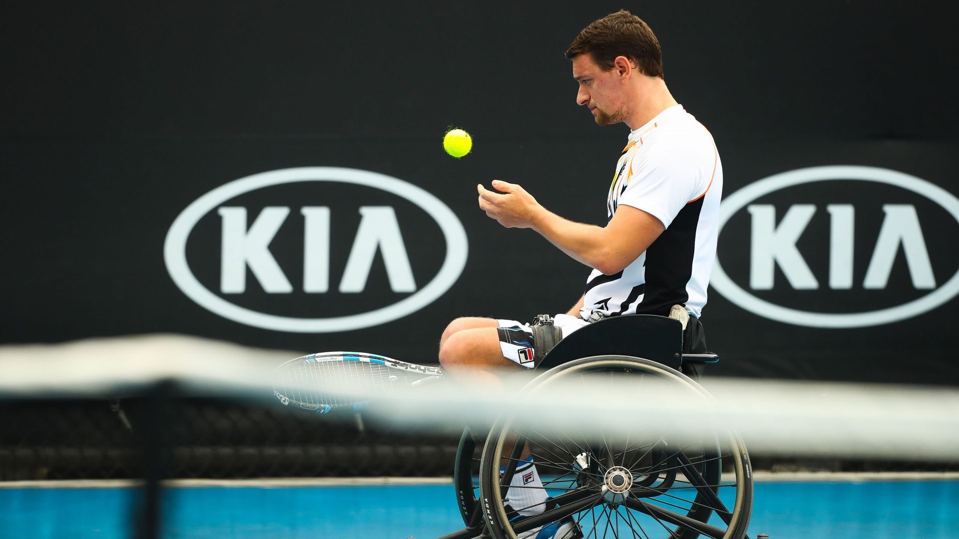 Gérard, éliminé en demi-finale des Masters, voit son rêve de triplé s ...
