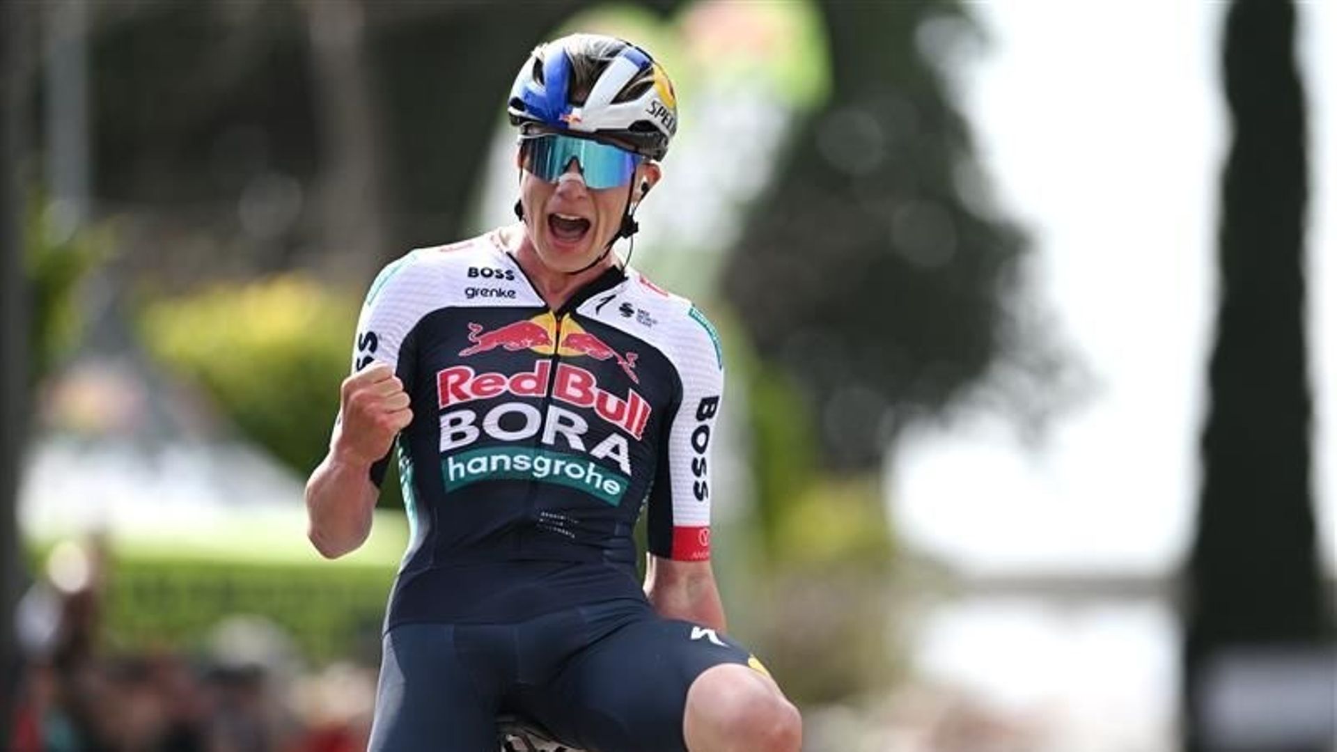 Maxim Van Gils, fiévreux, ne sera pas aux Strade Bianche où il avait terminé 3e en 2024 - RTBF Actus