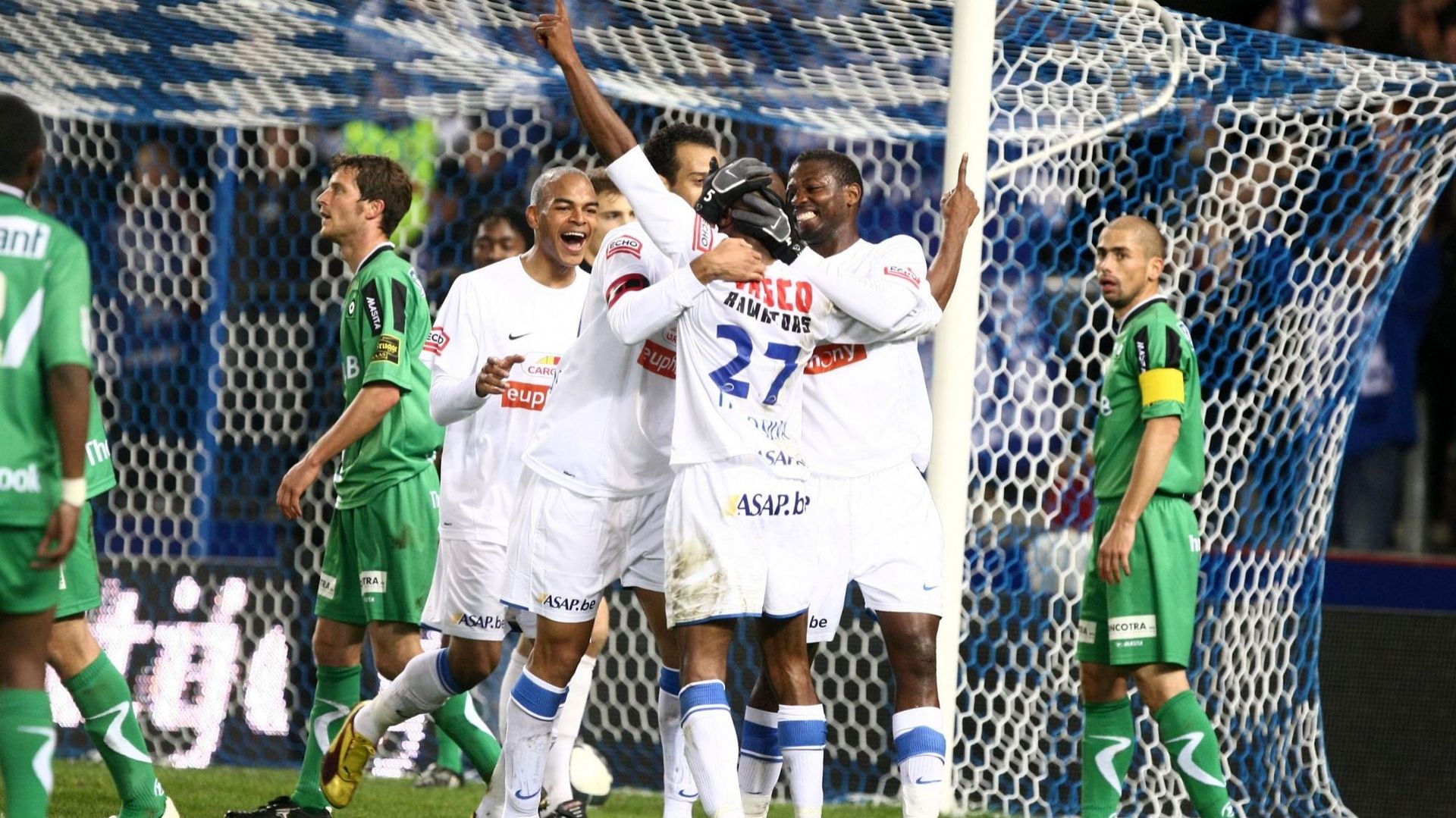 Genk prend les 3 points face au Cercle - RTBF Actus