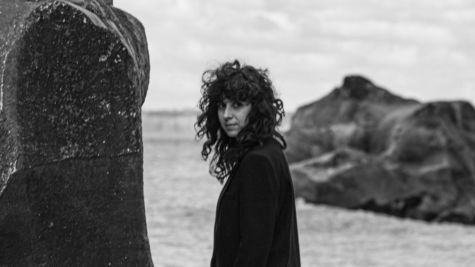 Helena annonce la date de sortie de son premier album : 'J'avais peur ...