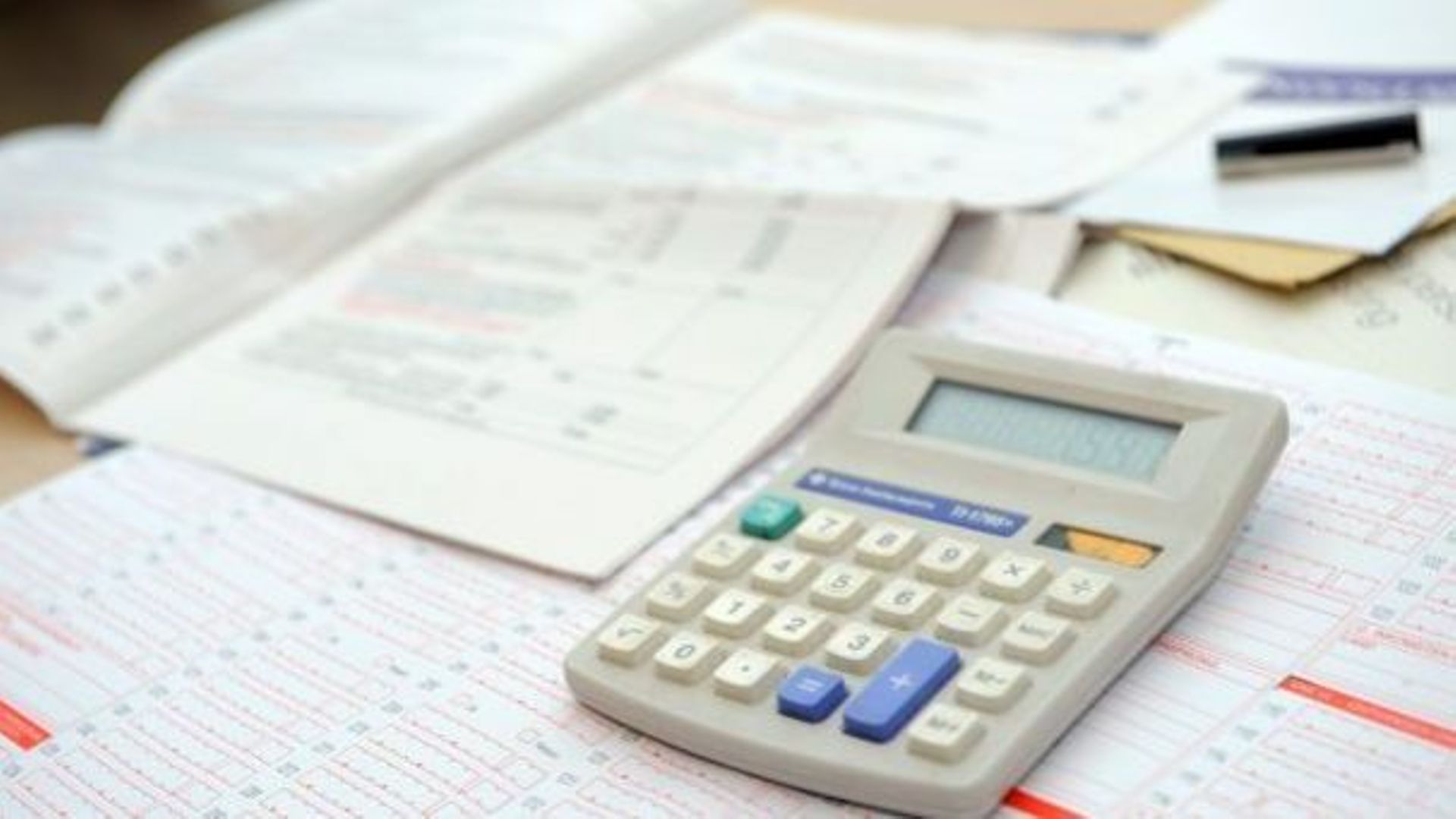 Le fisc passe chaque année à côté de près de 30 milliards d'euros ...