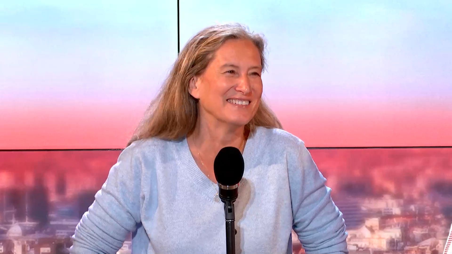 'Les clés de votre énergie' : le spectacle de Natacha Calestrémé pour ...