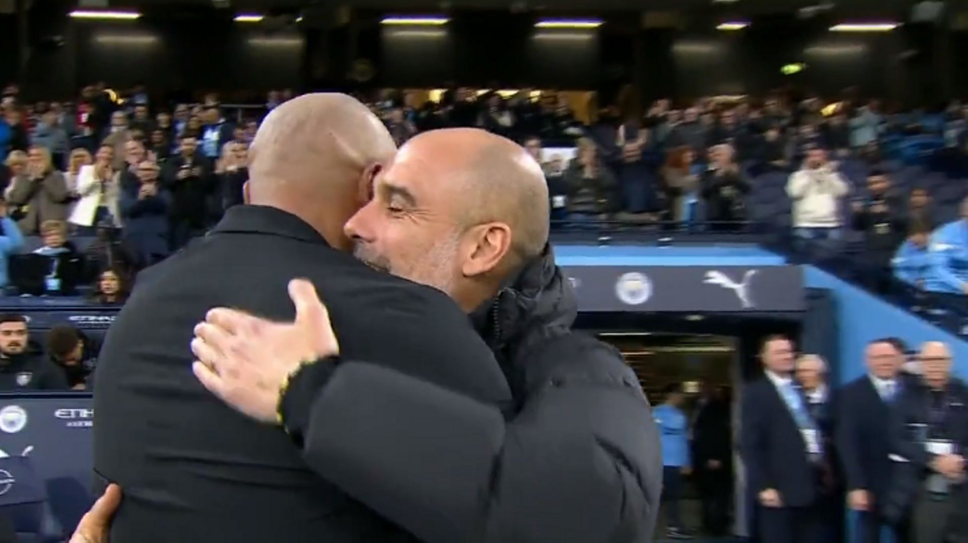 Ovation from the stadium, warm hug between Kompany and Guardiola: the ...