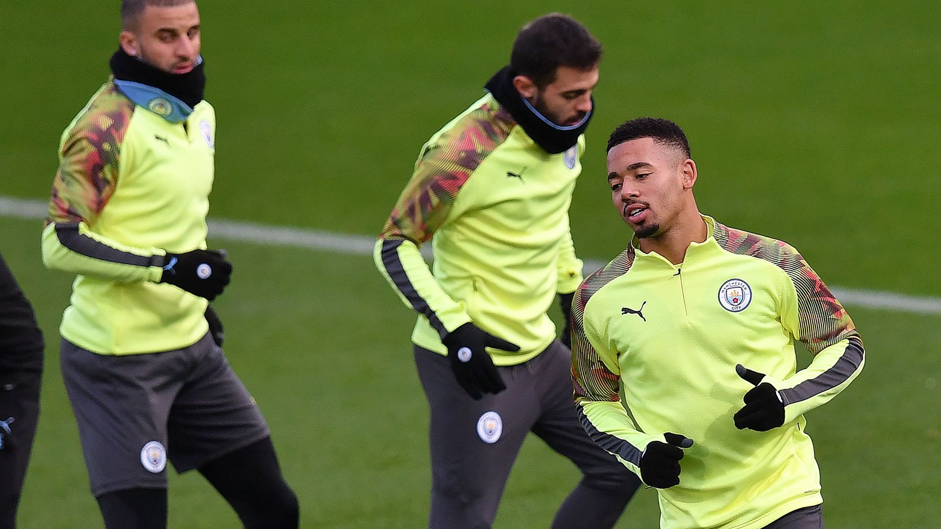 Gabriel Jesus et Kyle Walker positifs au Covid à Manchester City - RTBF ...