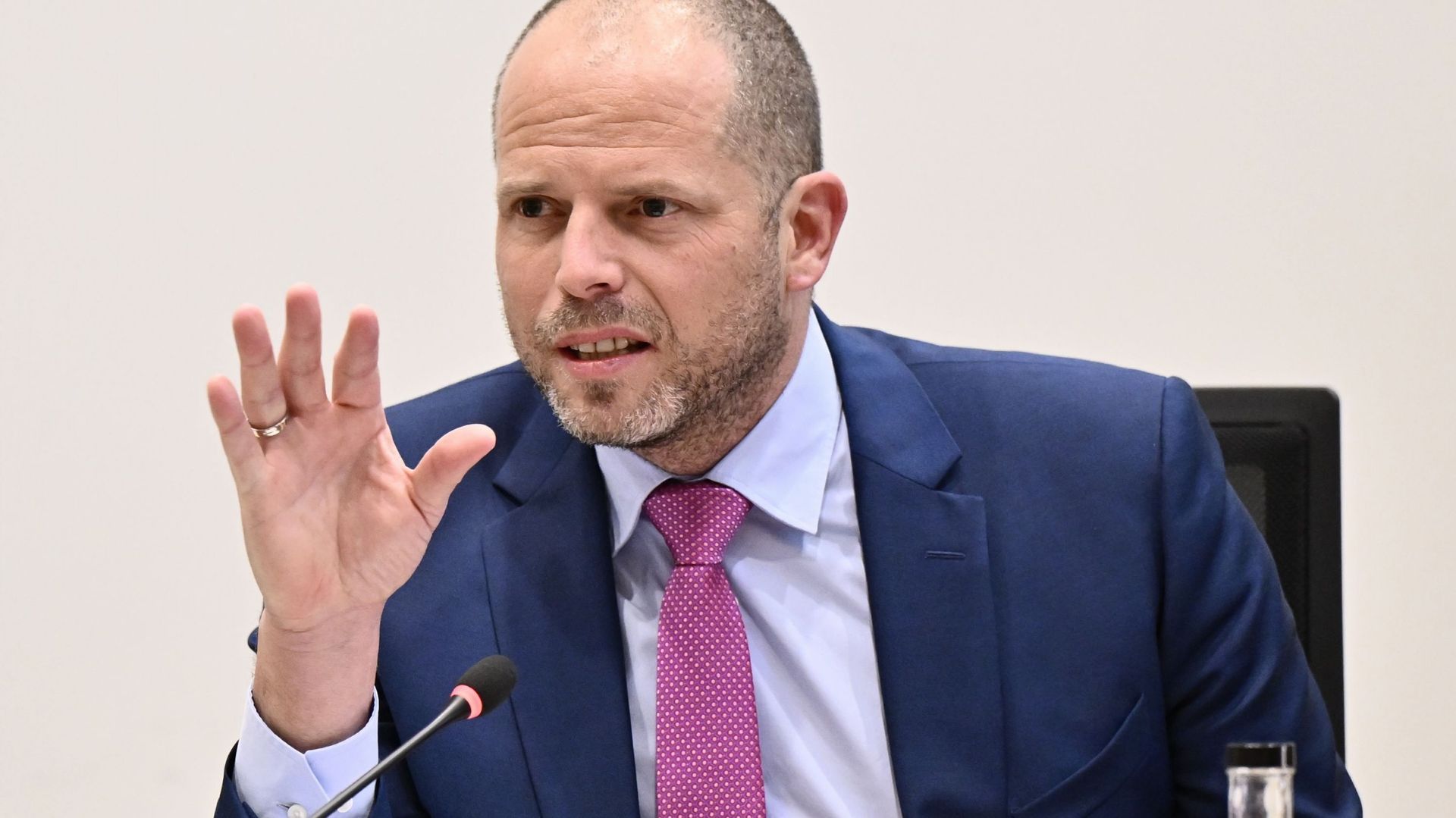 Pour Theo Francken (N-VA), la Belgique est fort isolée au sein de l’Otan car nous ne payons pas ...