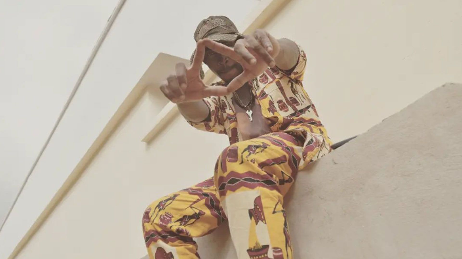 Amir se livre dans son album très personnel 'C amir' : 'Un album sans ...