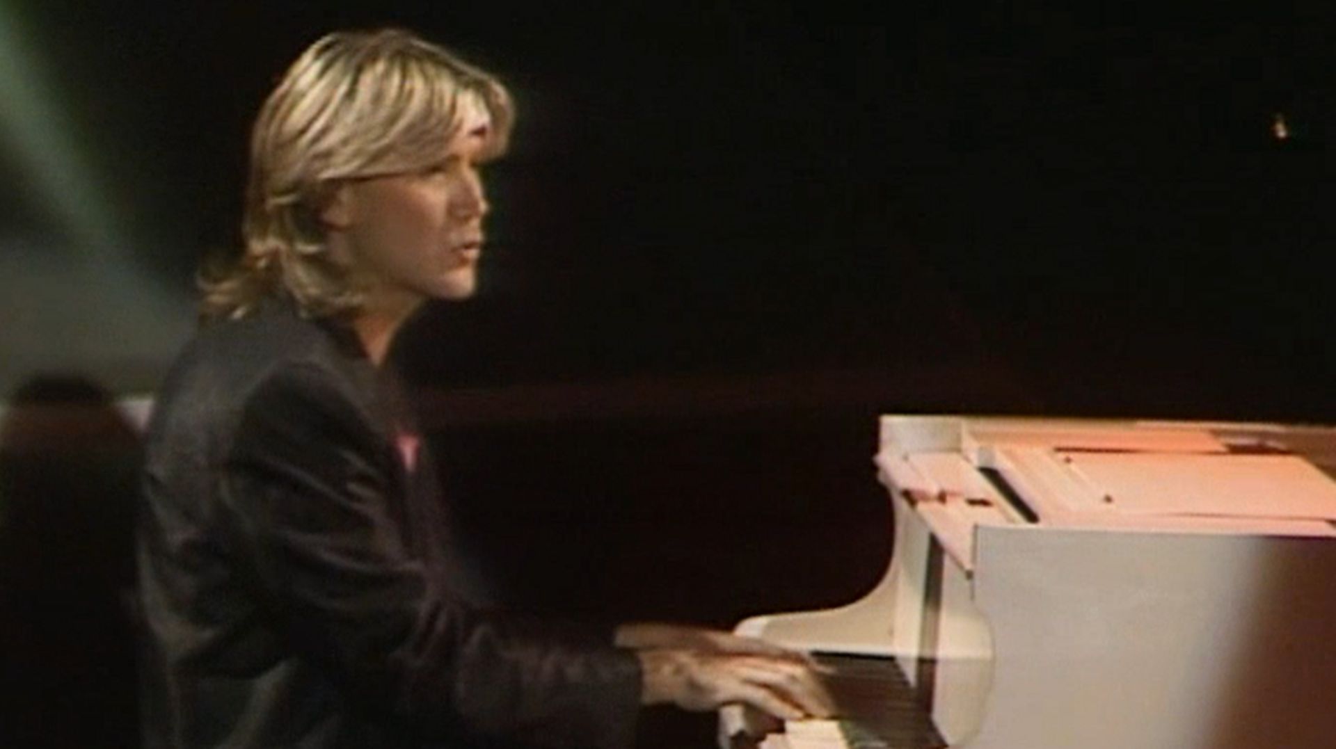 Hommage à Patrick Juvet : réécoutez son passage en 1983 dans 'Supercool ...