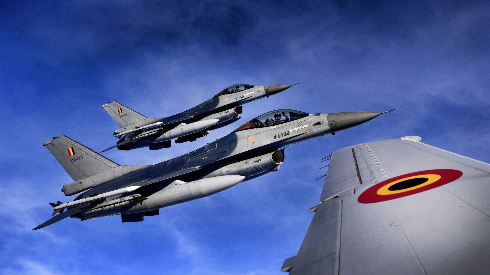 Volent, volent pas? La fin du flou autour des F-16 belges en Syrie ... Volent, volent pas? La fin du flou autour des F-16 belges en Syrie ...