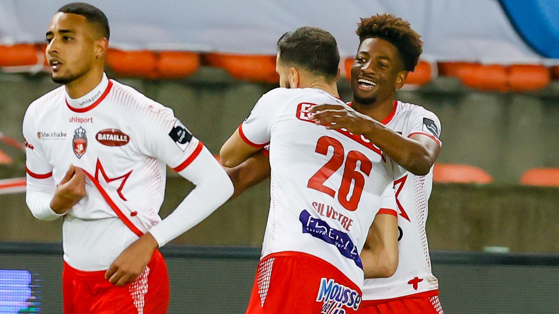 Mouscron remonte deux buts et s'offre un bon partage contre OHL