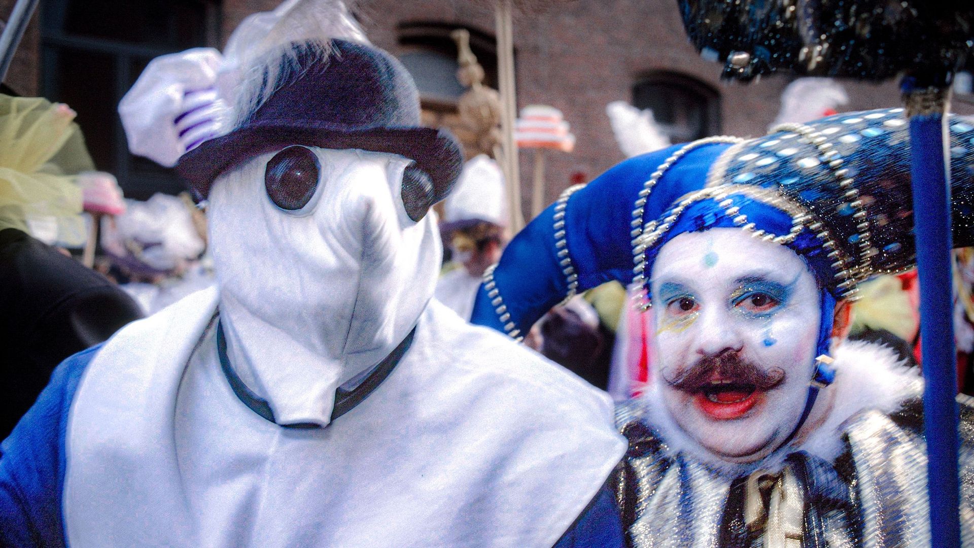 L’affiche du Carnaval de Binche 2025 dévoilée ! - RTBF Actus