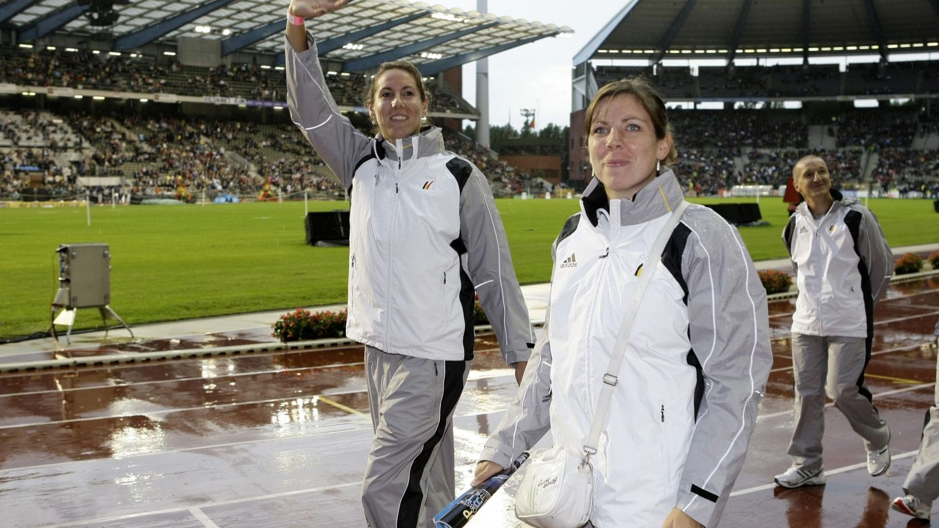 Mouha et Van Breedam battues en demi-finales - rtbf.be