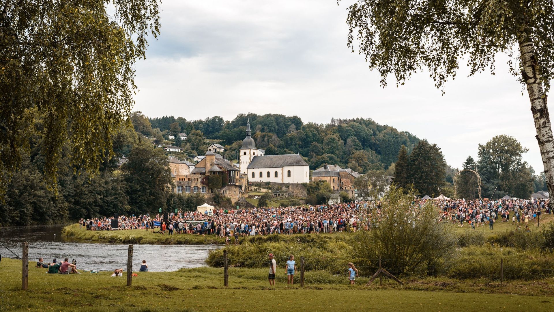 Le Festival de Chassepierre, 50 ans dans un feu d’artifice de ...
