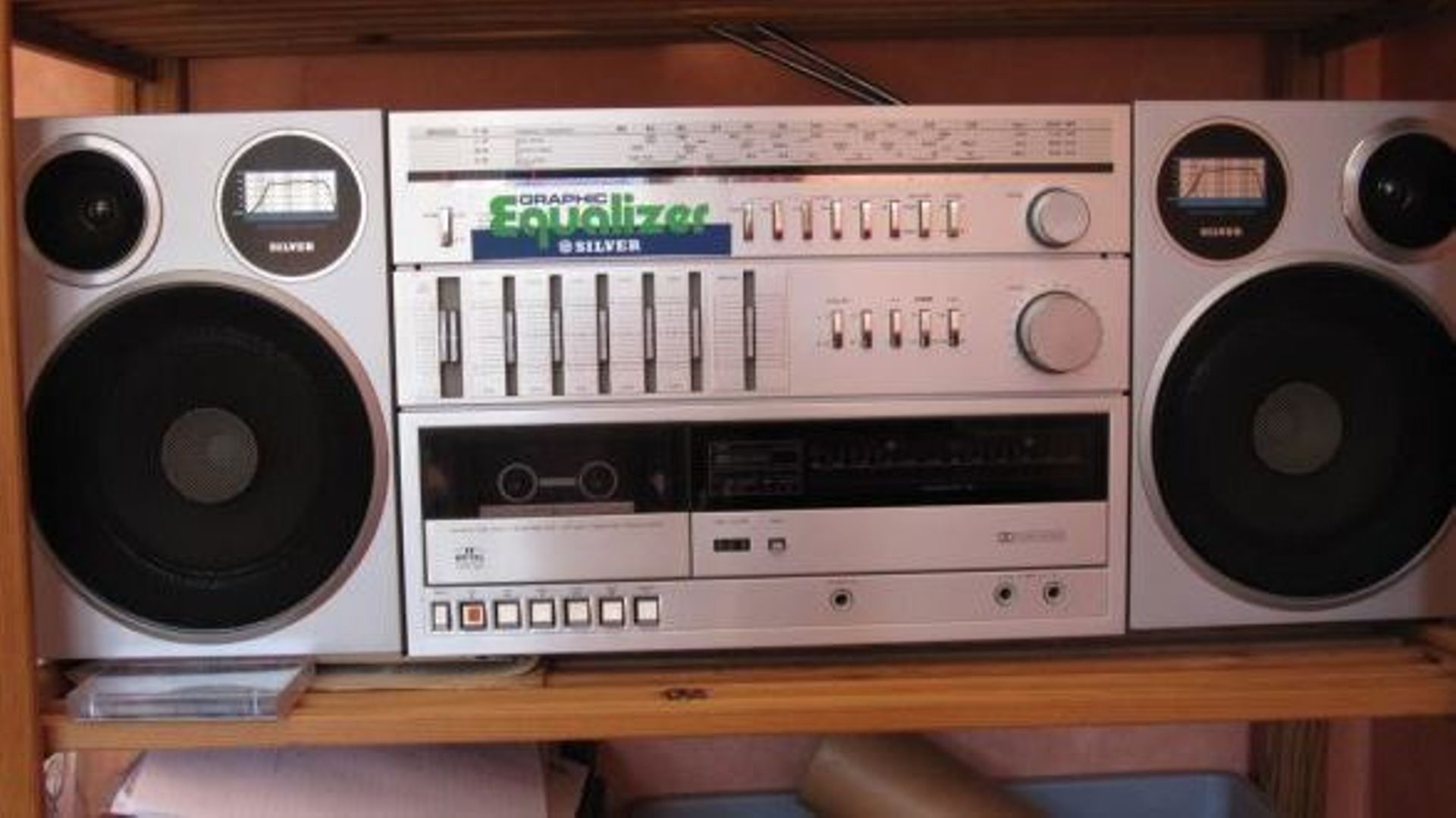 France: la radio se consomme sans modération sur le net - RTBF Actus