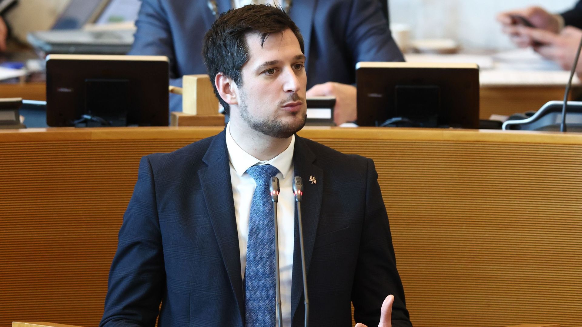 L’objectif de réduction des cabinets ministériels est atteint, assure ...