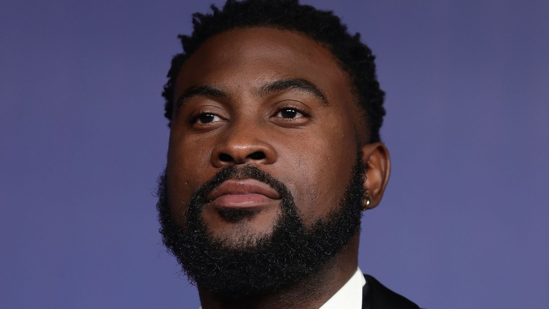 Damso fait une annonce en douce chez Yann Barthès dans Quotidien - RTBF Actus