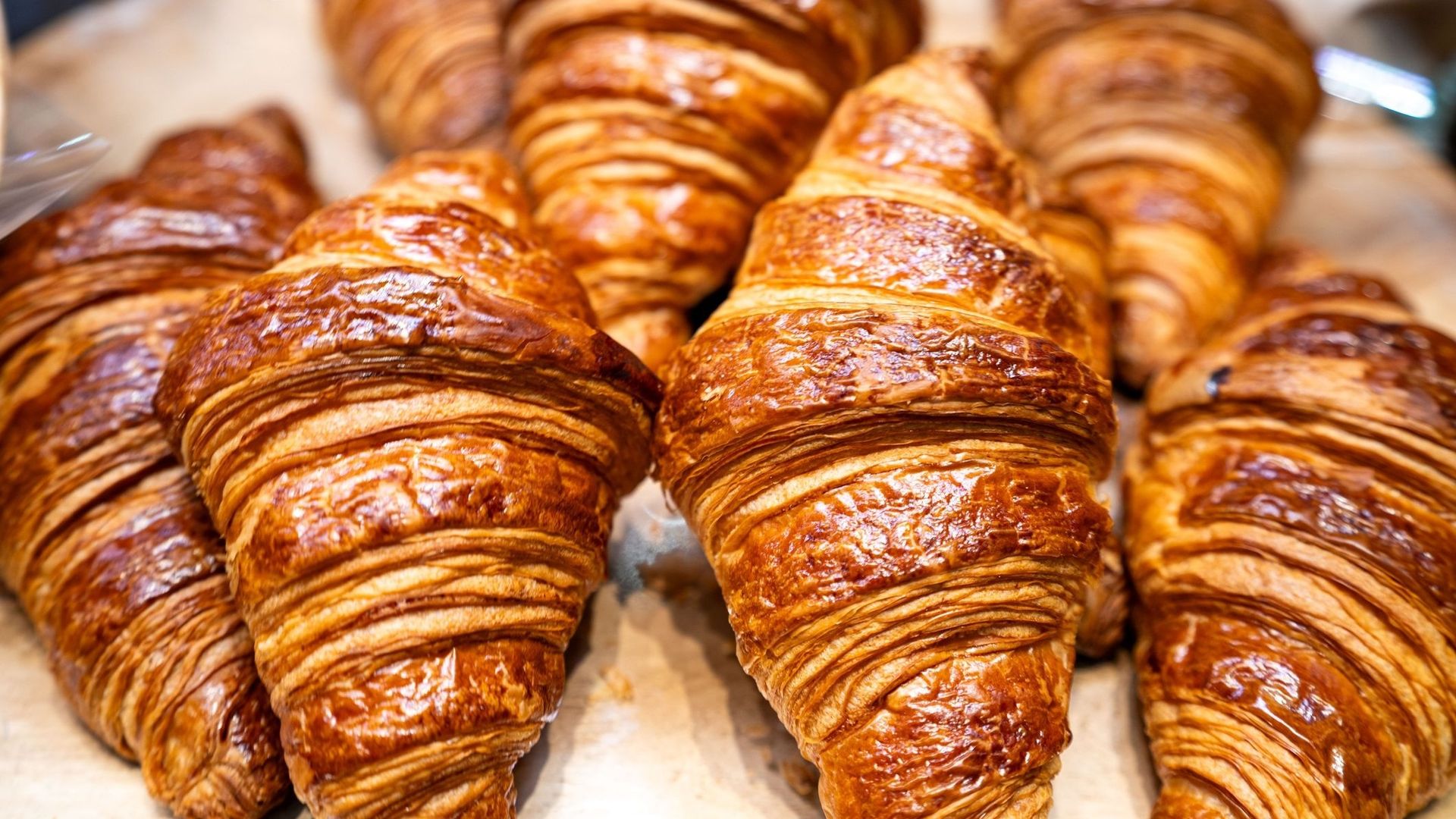 C'est quoi le 'flat croissant', la nouvelle tendance gourmande des ... C'est quoi le 'flat croissant', la nouvelle tendance gourmande des ...