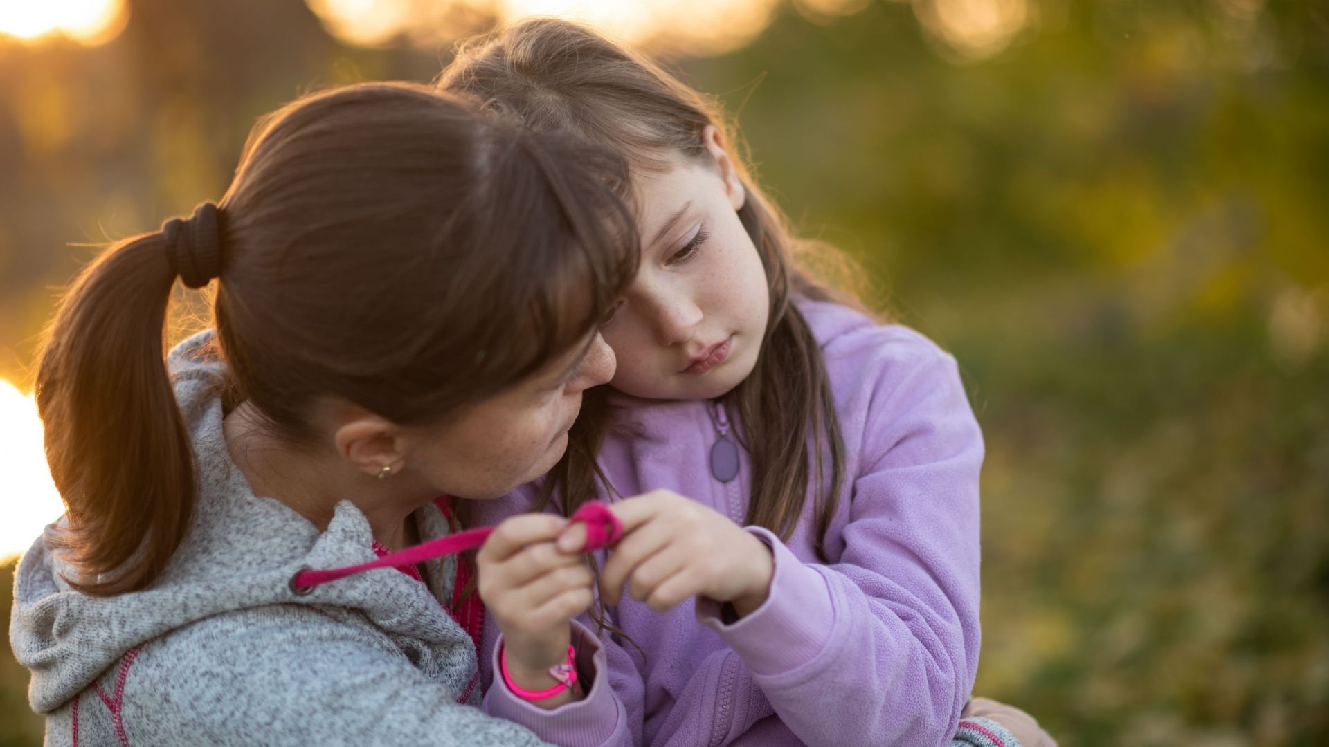 'Je ne vis pas, je survis' : endettée, cette maman solo livre un ...