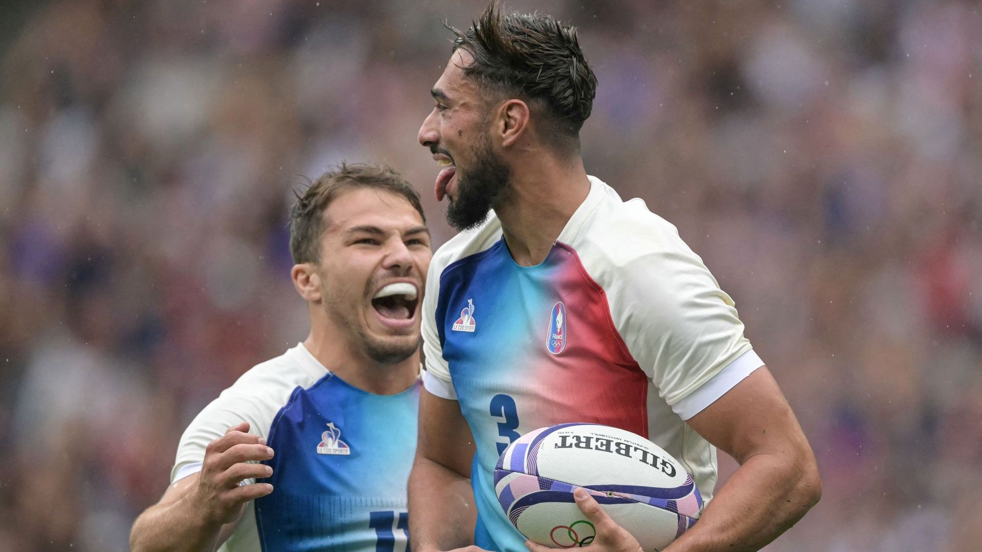 JO Paris 2024 : la France d'Antoine Dupont s'offre une finale de rêve face aux Fidji en rugby à ...