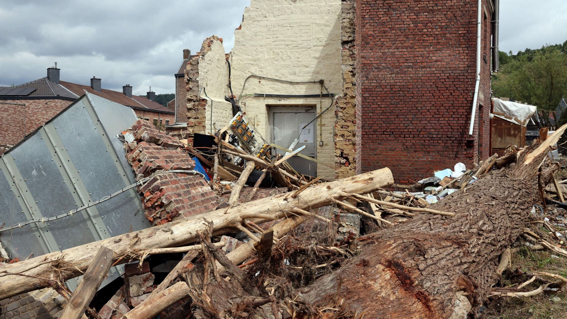 Inondations : L’école Sainte-Marie de Namur se mobilise pour aider les ...