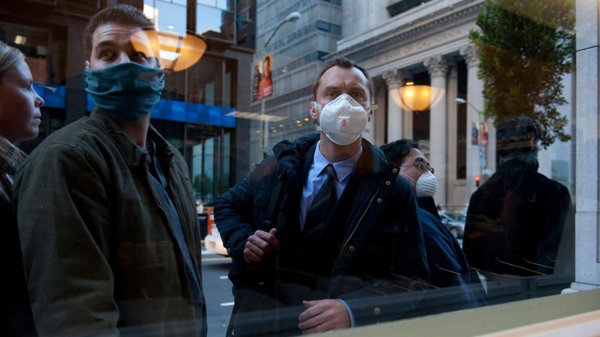 Zombies, chair fraîche, électrocution et manuel de survie ! - RTBF Actus