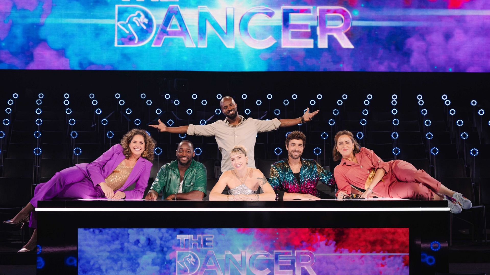 Ce message de l’équipe de 'The Dancer' pour l’année 2025 va vous donner la pêche - RTBF Actus