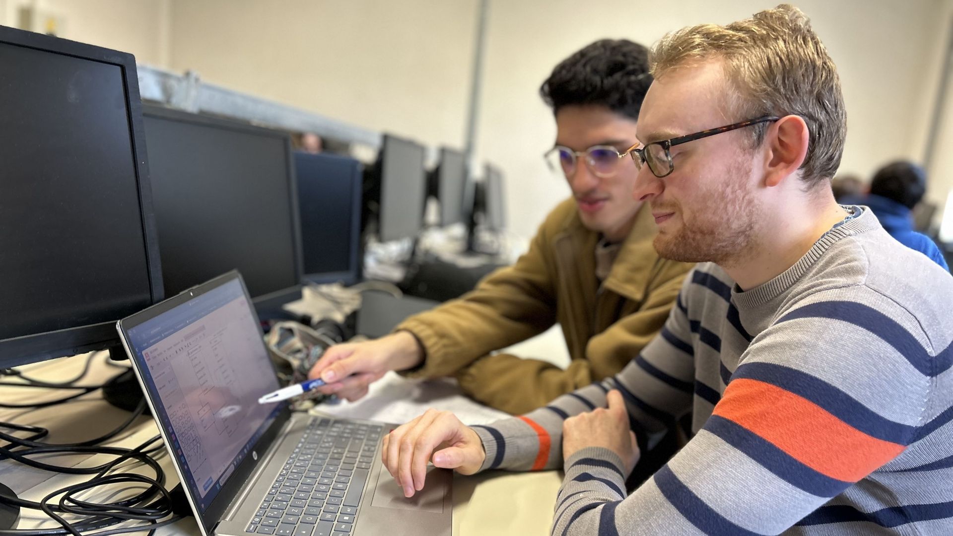 C'est quoi NotebookLM, le nouvel outil de notes de Google disponible en ...