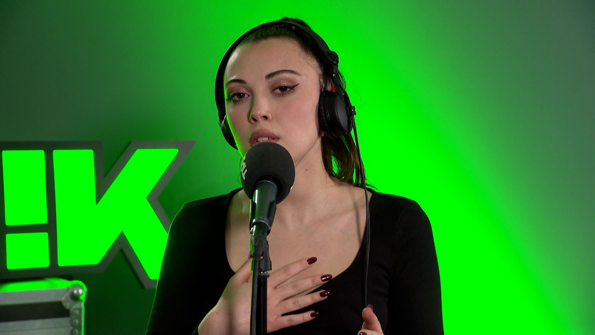 Tanaë en session live, le coeur grand ouvert - RTBF Actus