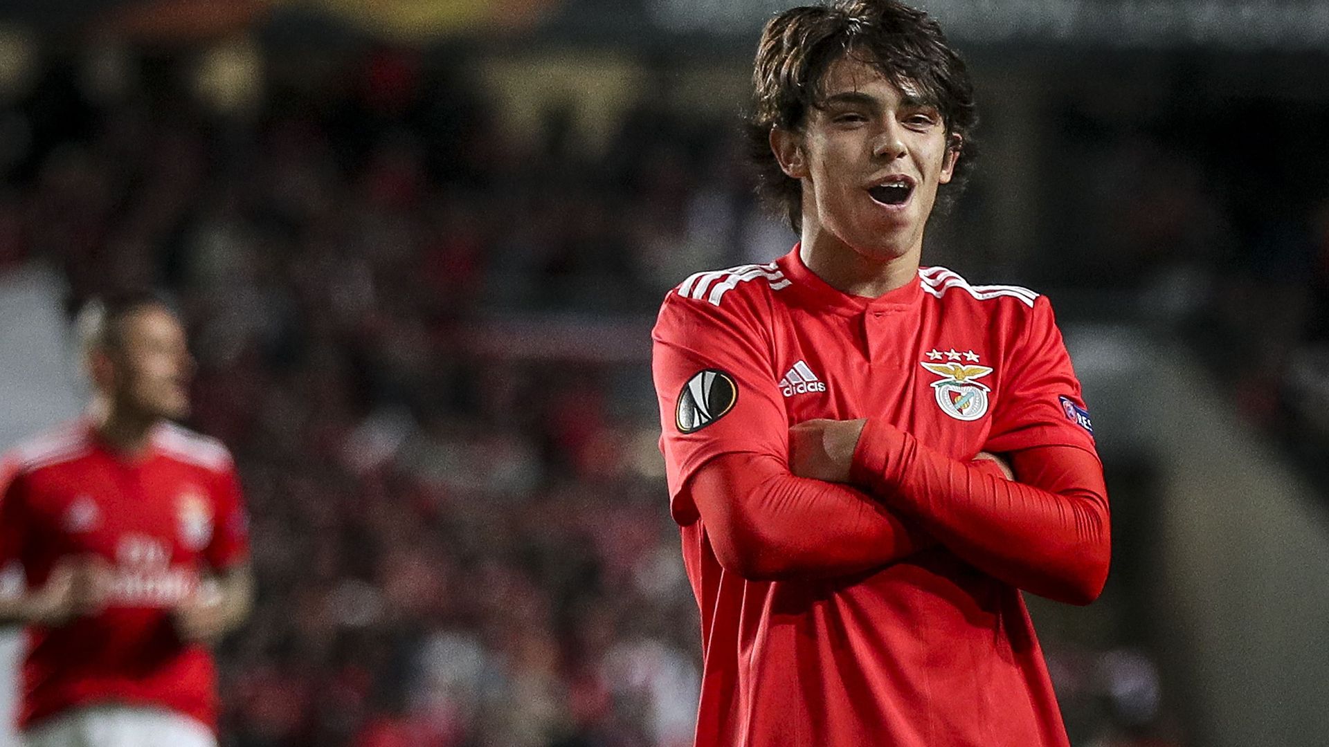Le jeune Joao Félix s'offre un triplé et une belle émotion, Benfica ...