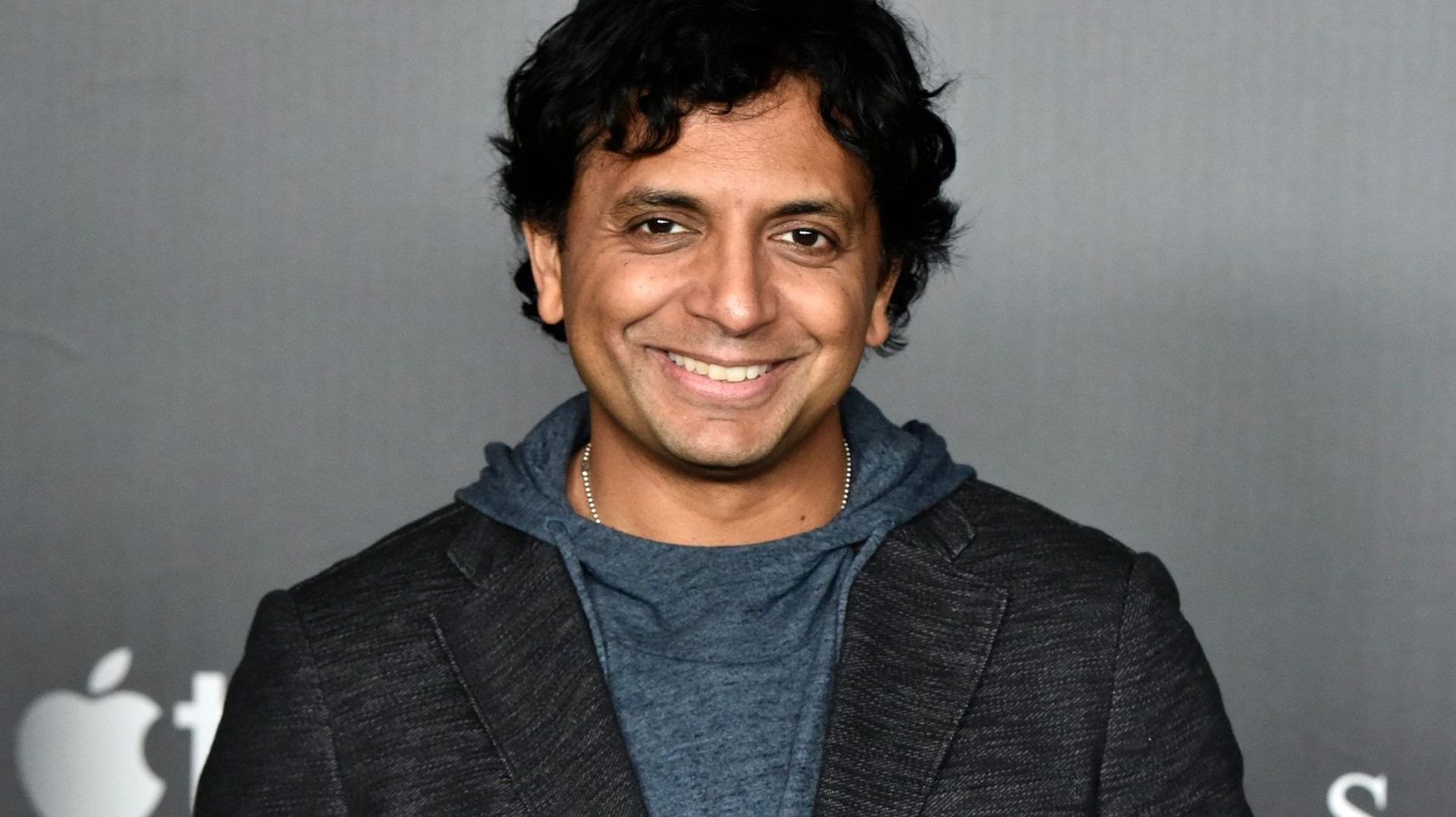 'Old' : M. Night Shyamalan... pour l'amour du twist - RTBF Actus