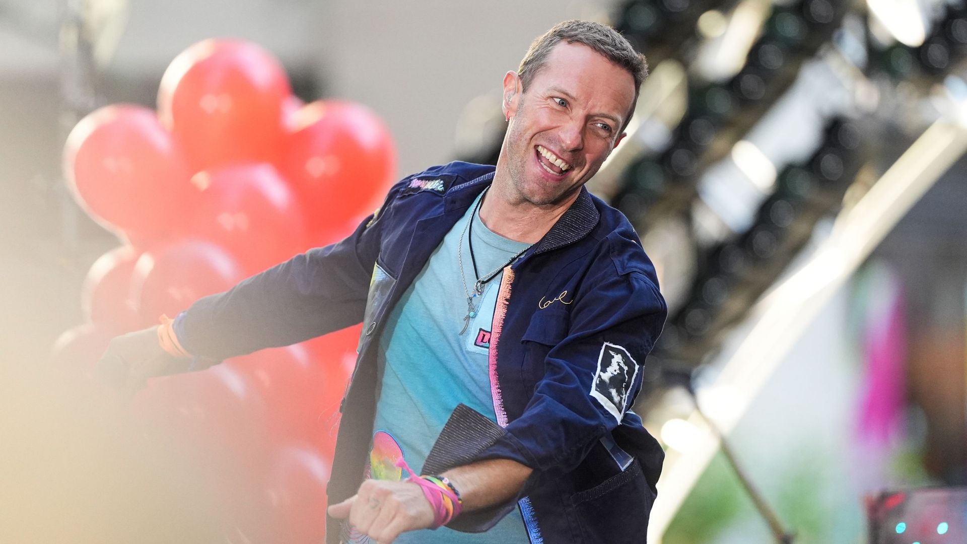 Pomme et Stromae invitent Coldplay pour une nouvelle version de 'Ma ...