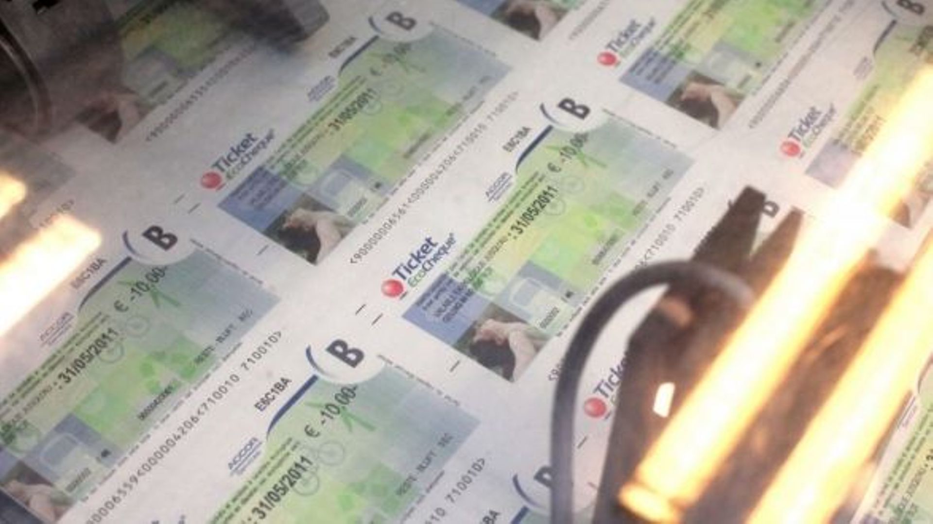 Une nouvelle cible pour les braqueurs: les chèques-repas - RTBF Actus