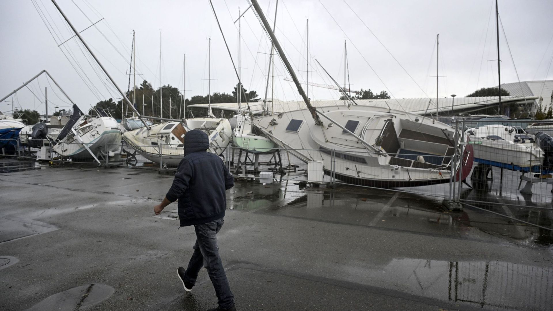 La tempête Ciarán 'entre dans les trois phénomènes les plus violents ...