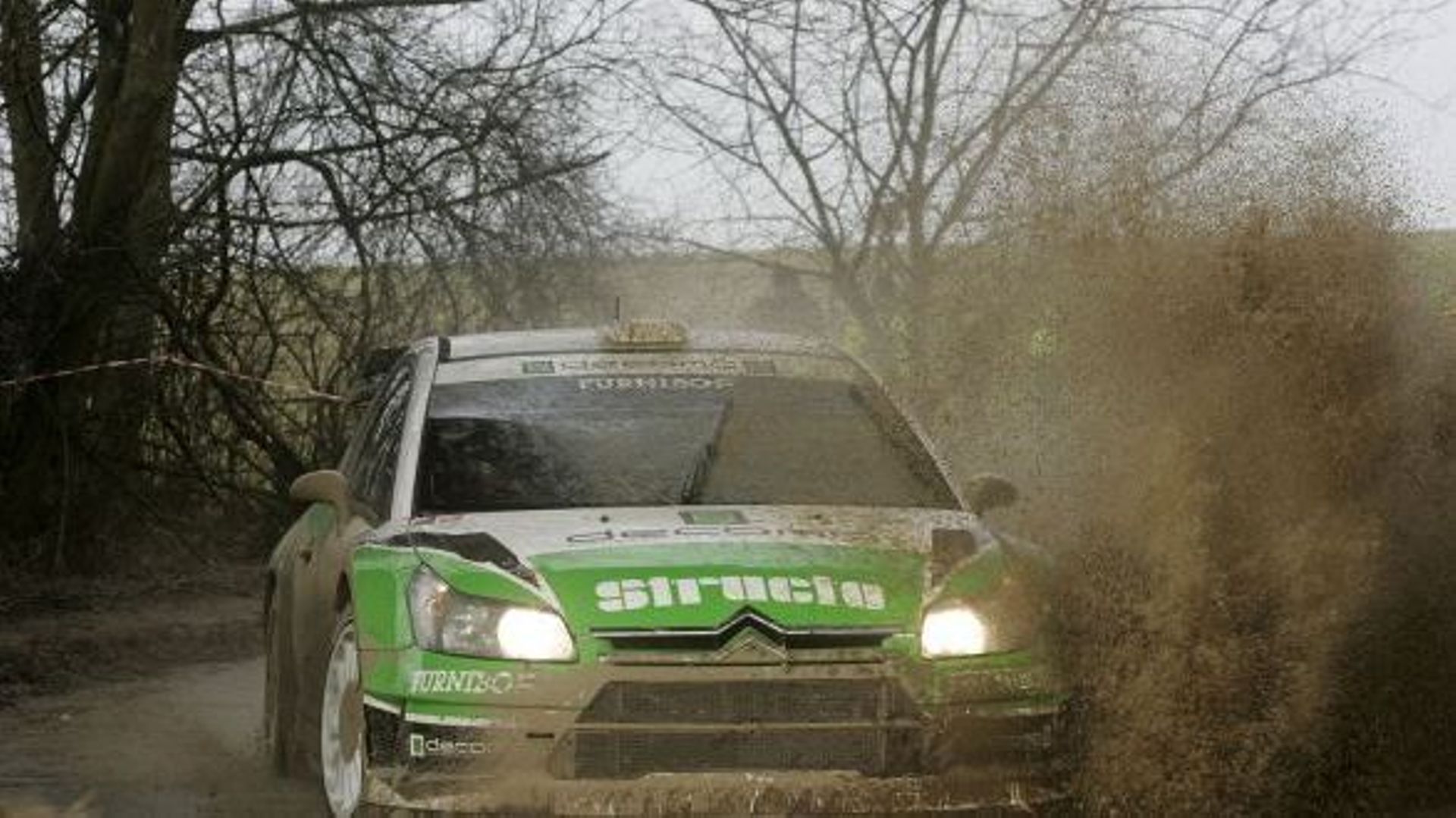 Tsjoen et sa C4 vainqueurs à Landen - RTBF Actus