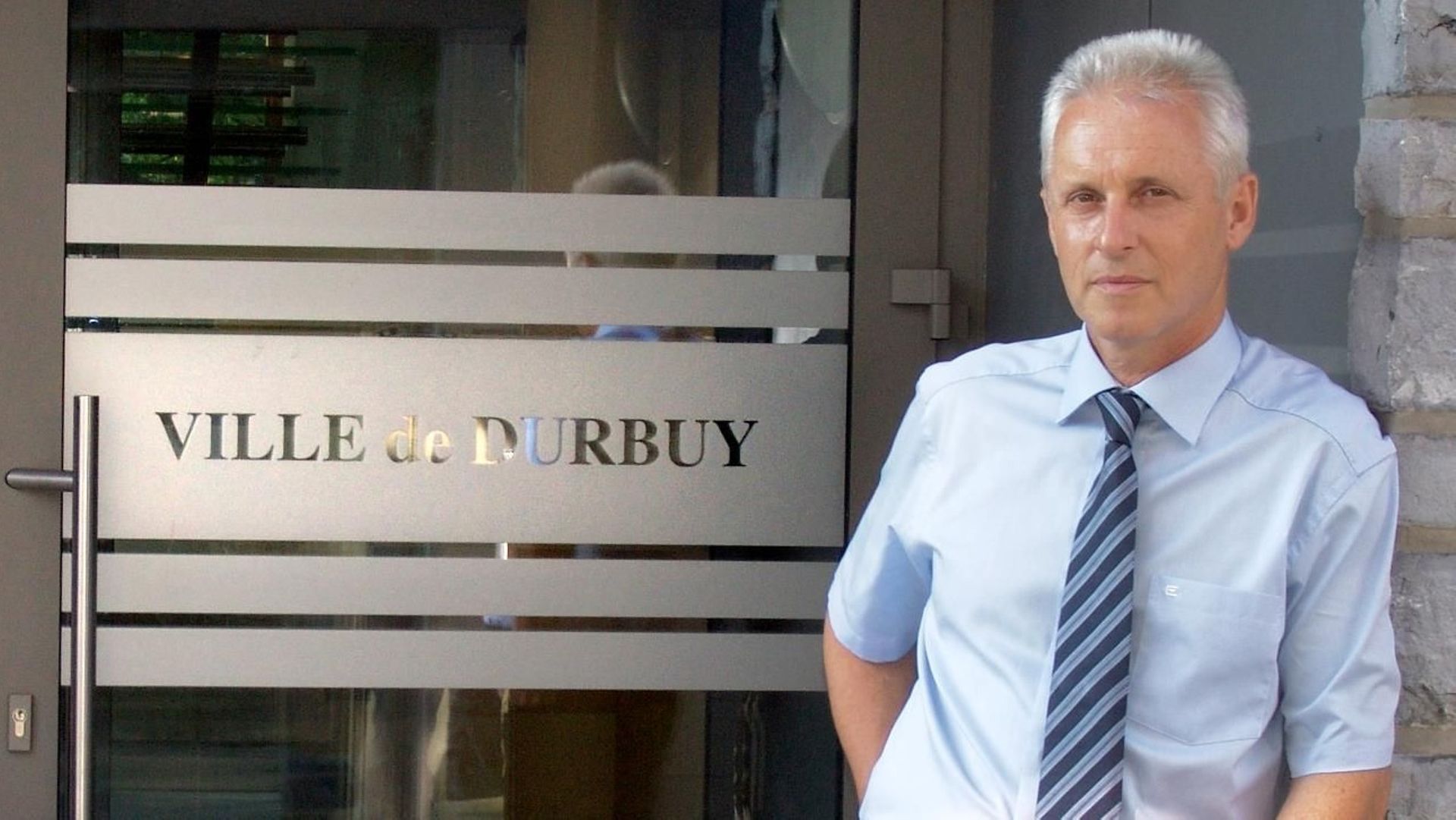 Philippe Bontemps (cdH) renforce sa majorité absolue à Durbuy - RTBF Actus