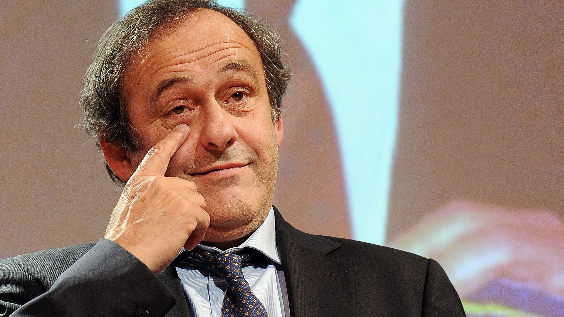 Platini préfère les yeux à la caméra - RTBF Actus