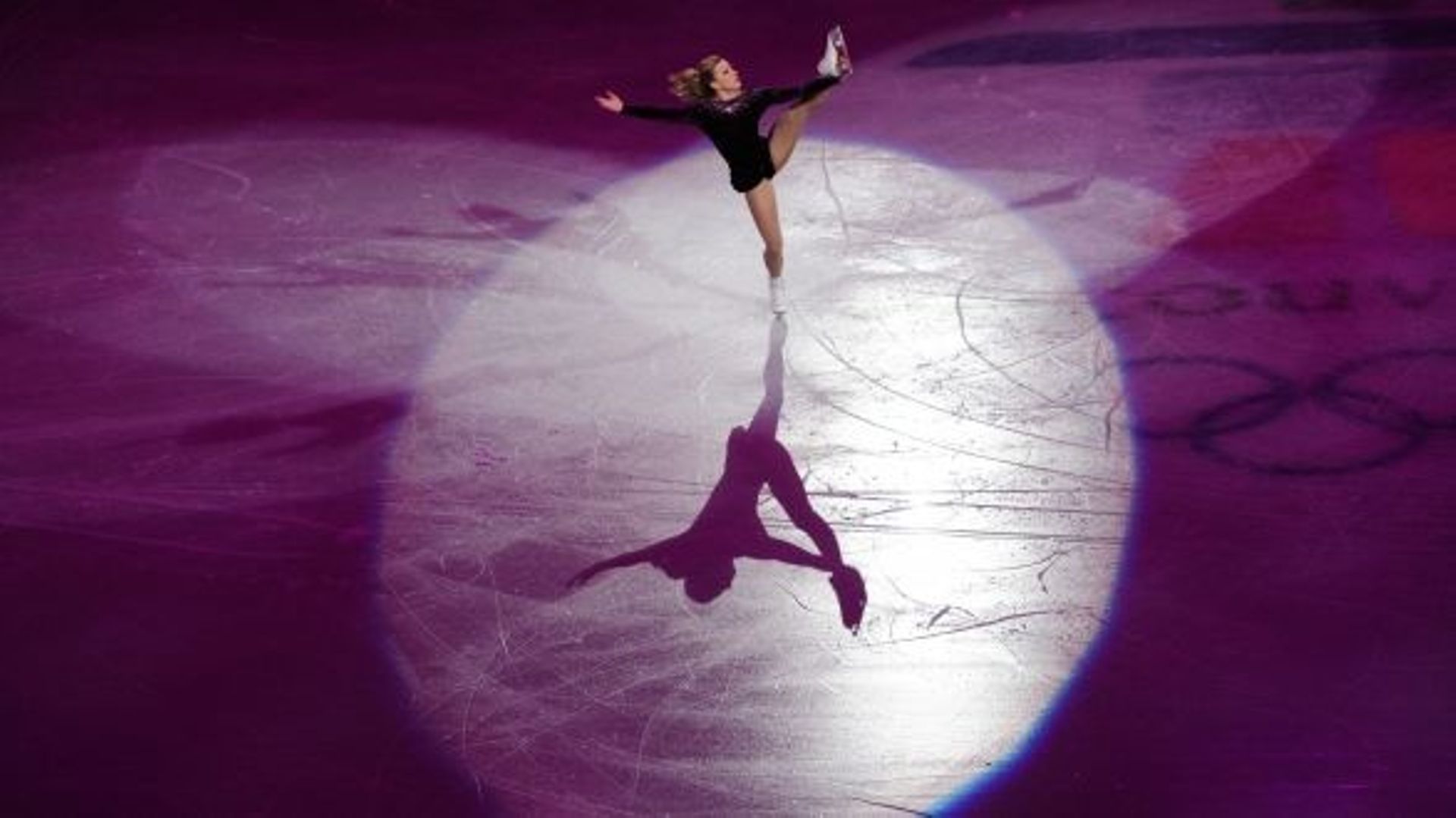 L'hommage émouvant de Joannie Rochette - rtbf.be