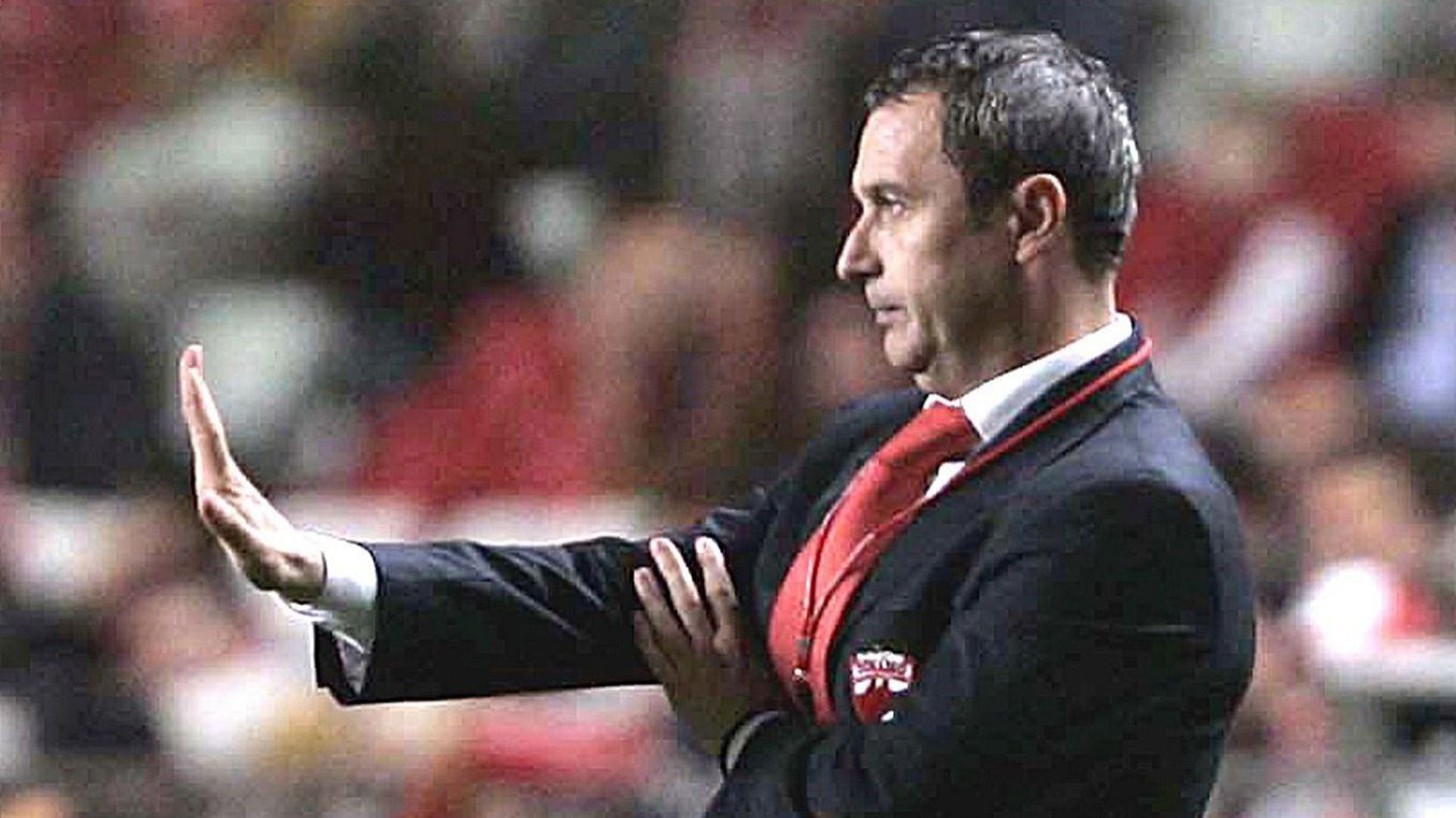 Mircea Rednic a signé au Standard - RTBF Actus