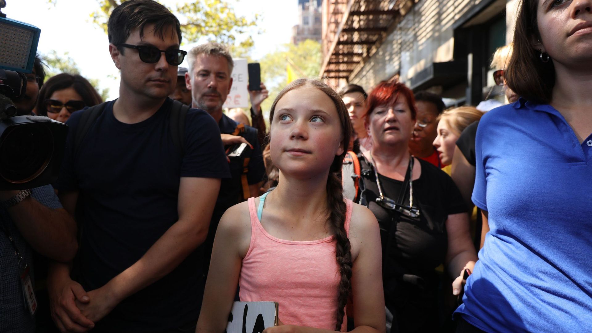 Climat: première manifestation avec Greta Thunberg à New York - RTBF Actus