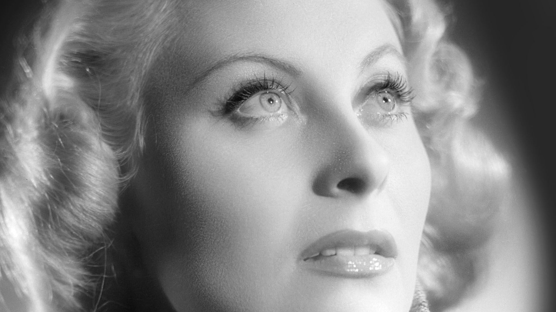Michèle Morgan, la légende dorée du 7e art, est décédée à 96 ans - RTBF ...