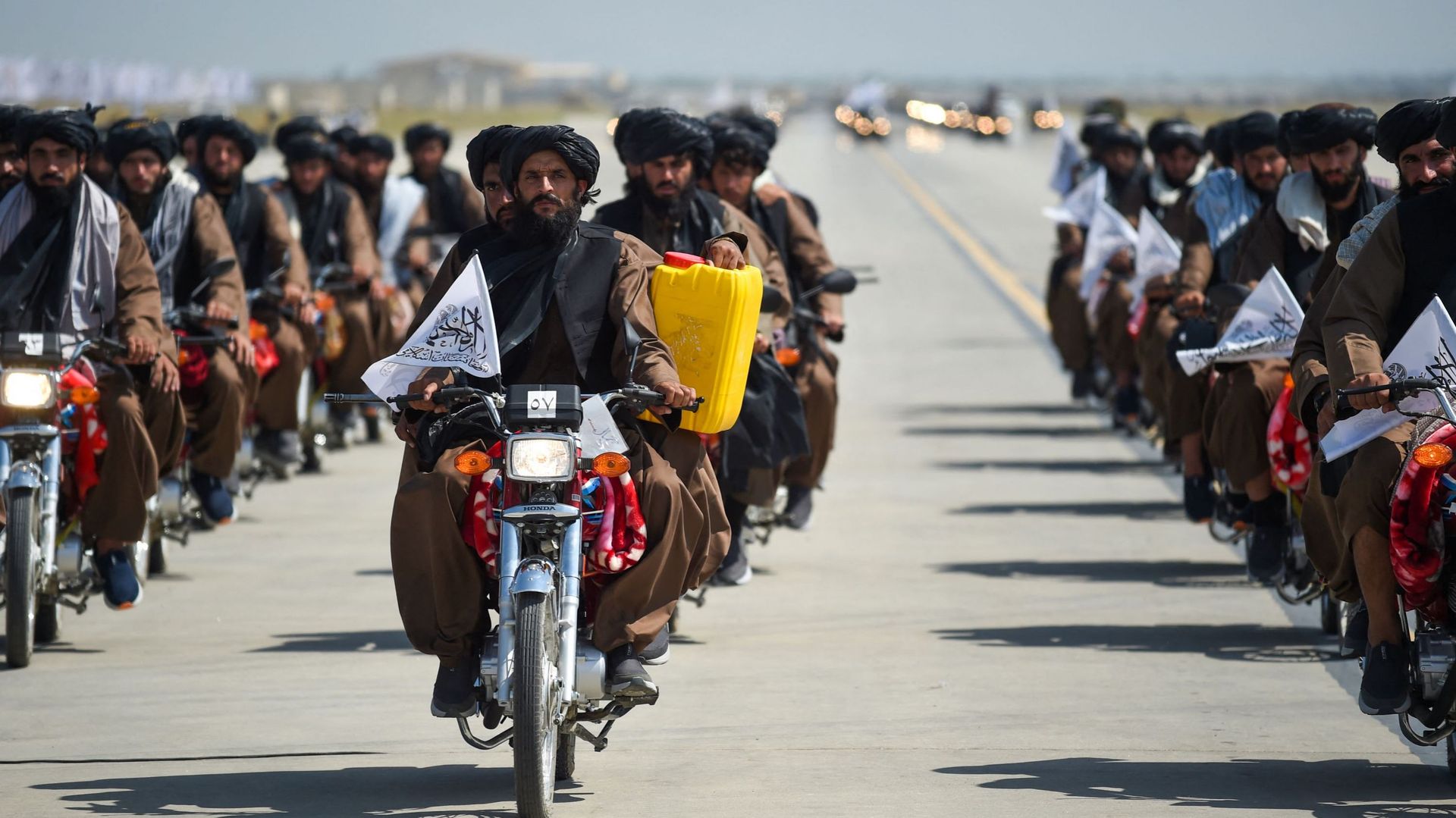 Les Talibans célèbrent leurs trois ans de règne : 'Ils essaient de se ...