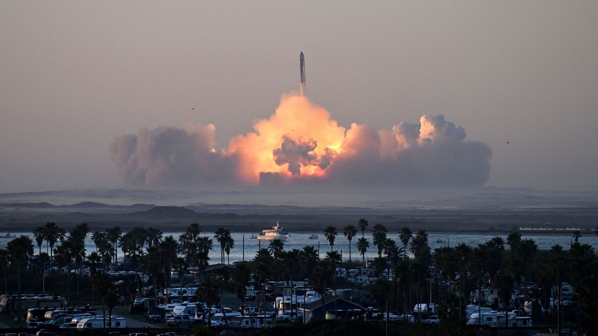 Deuxième Test De La Fusée Starship De Spacex Explosion Des Deux