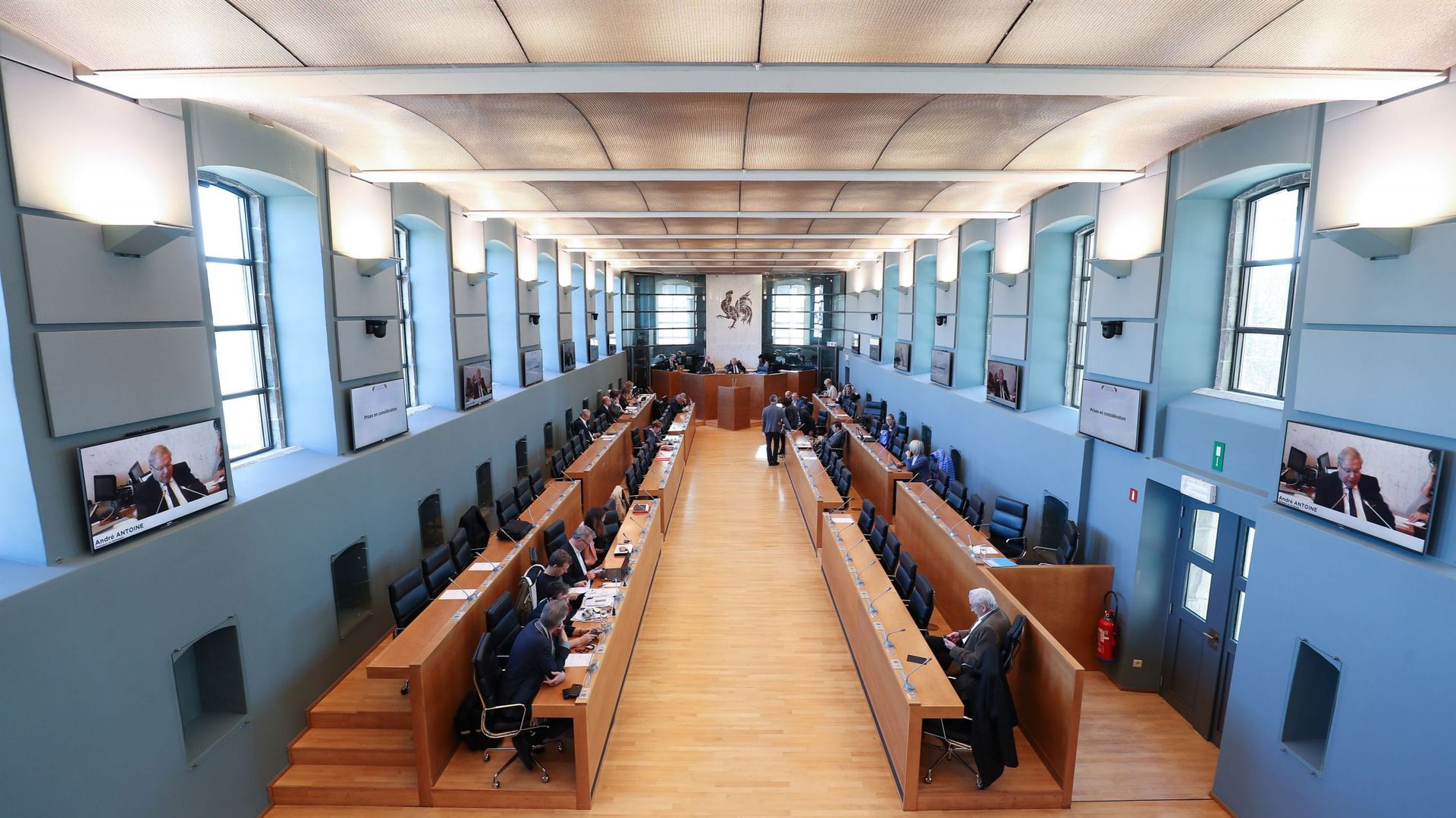 La Wallonie en semi-coma institutionnel? - RTBF Actus