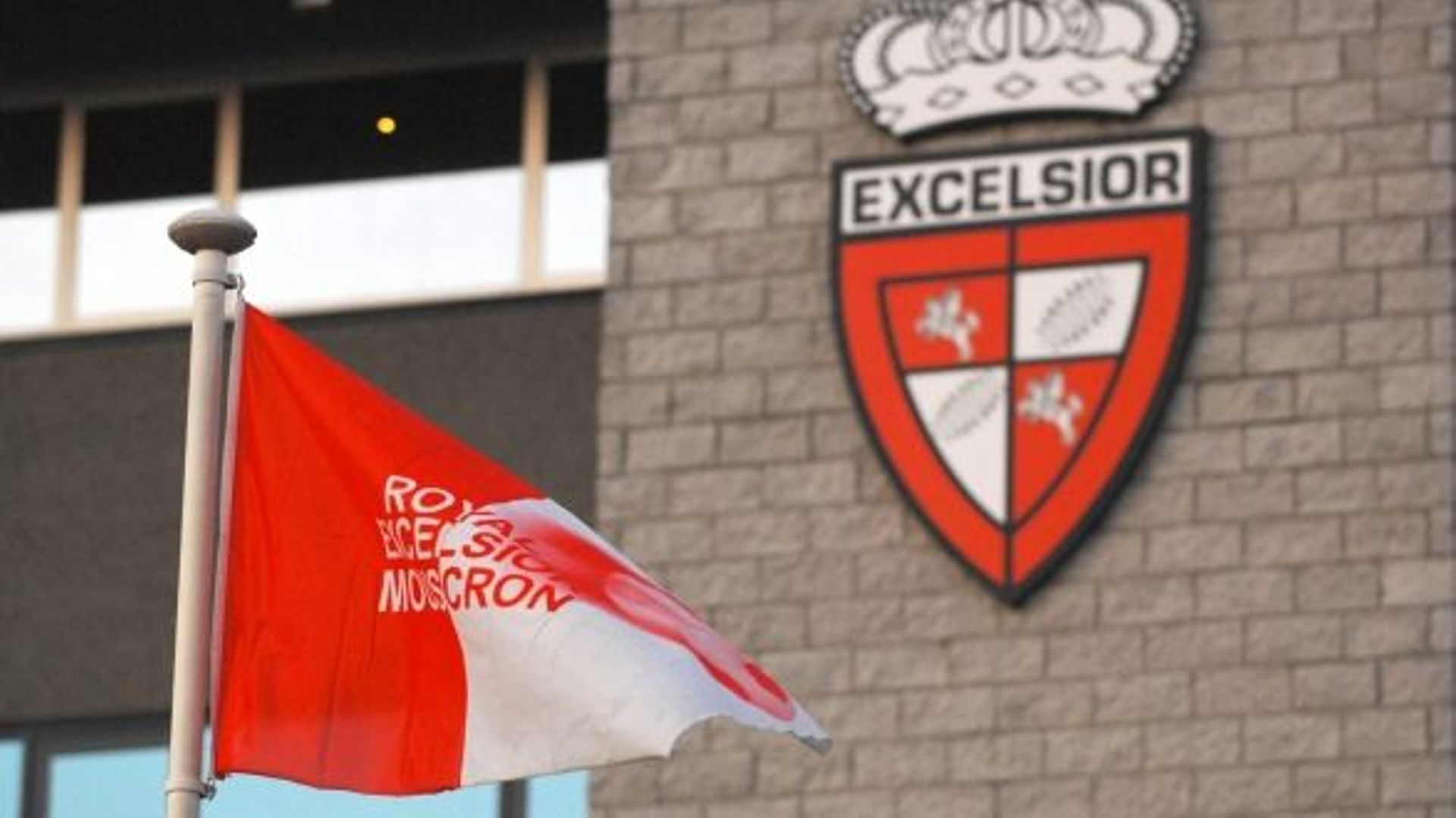 Excelsior Mouscron: une nouvelle chance de sauvetage? - RTBF Actus