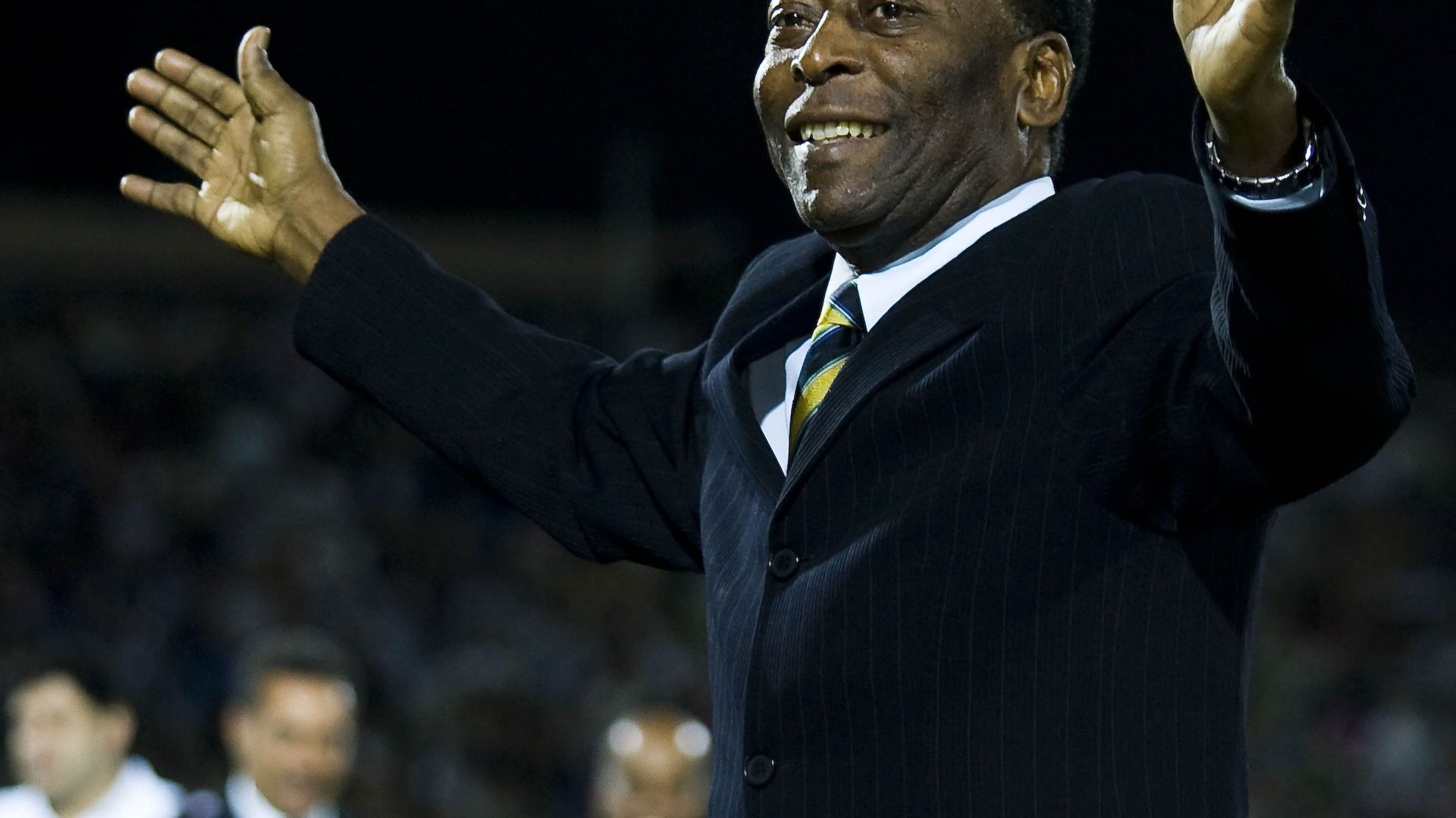 Silence on tourne : le 'Roi Pelé' en finale pour Hollywood - RTBF Actus