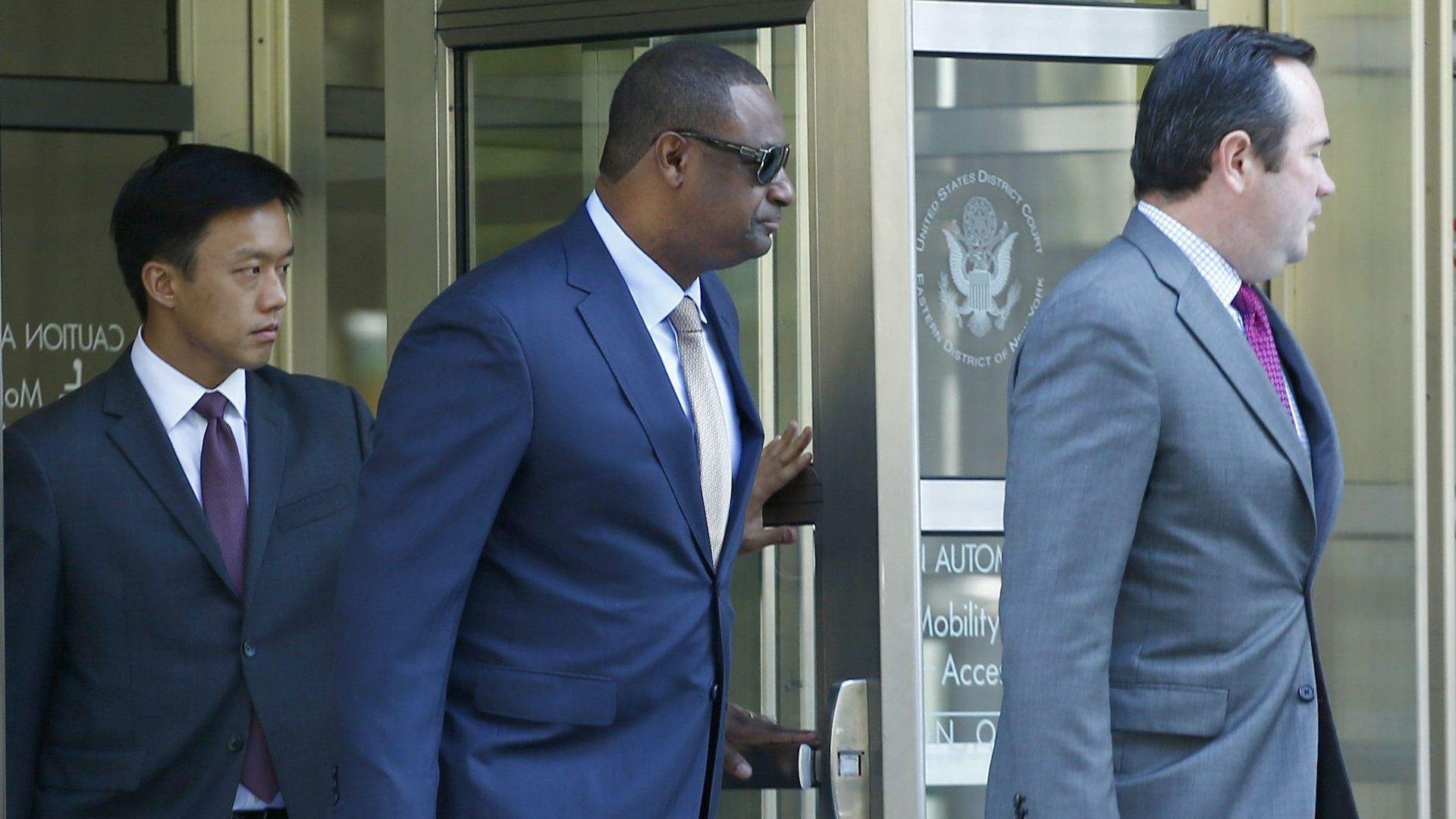 Jeffrey Webb, ex président de la CONCACAF, suspendu à vie par la FIFA ...