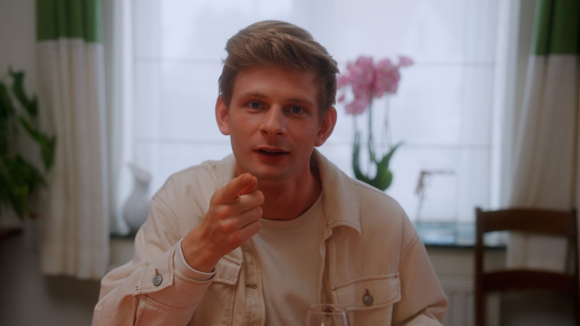 Le Cactus : Nicolas Lacroix déconseille aux Belges de partir en ...