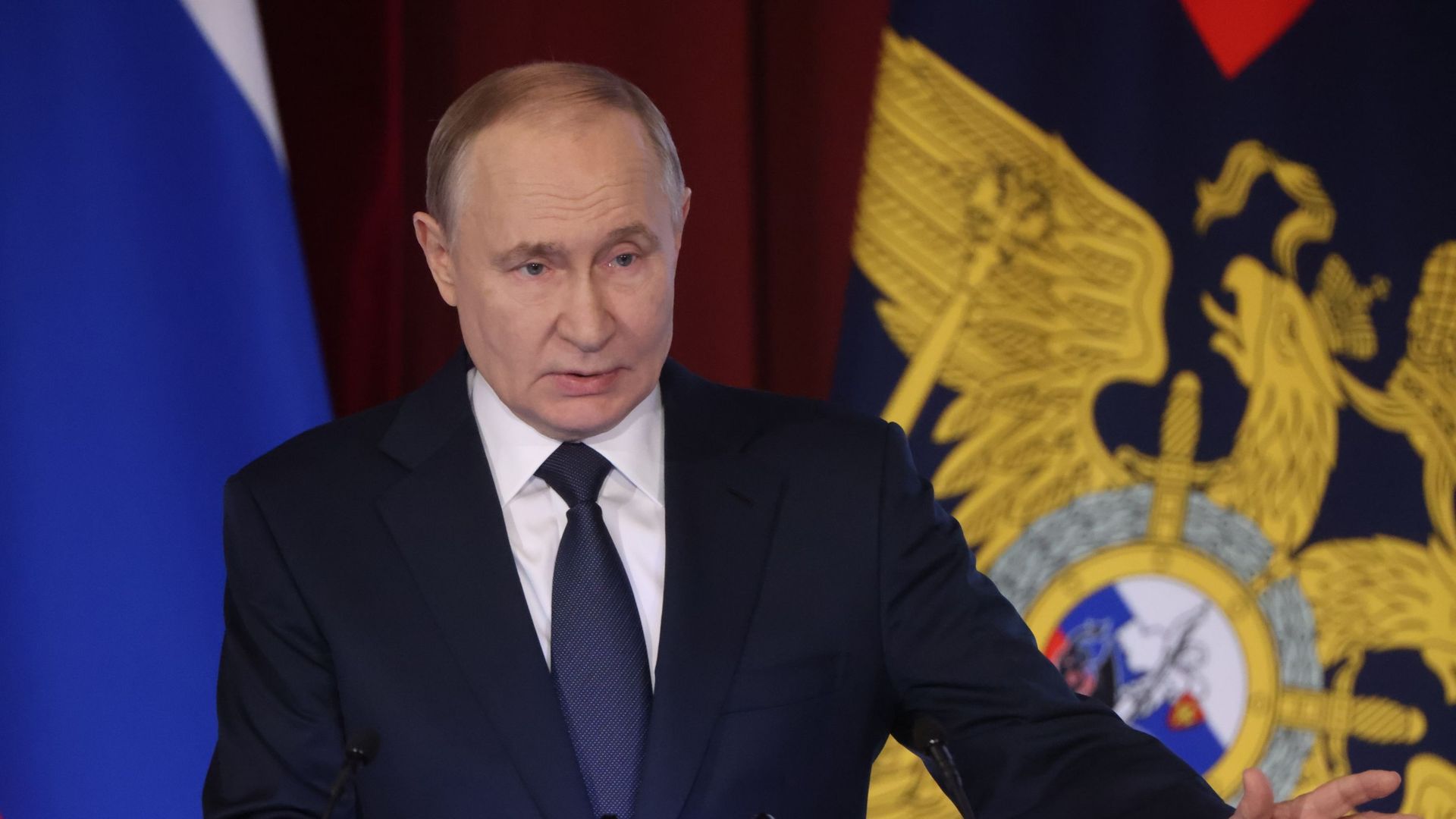 Après avoir téléphoné avec Volodymyr Zelensky, Donald Trump assure que les discussions sur l ...