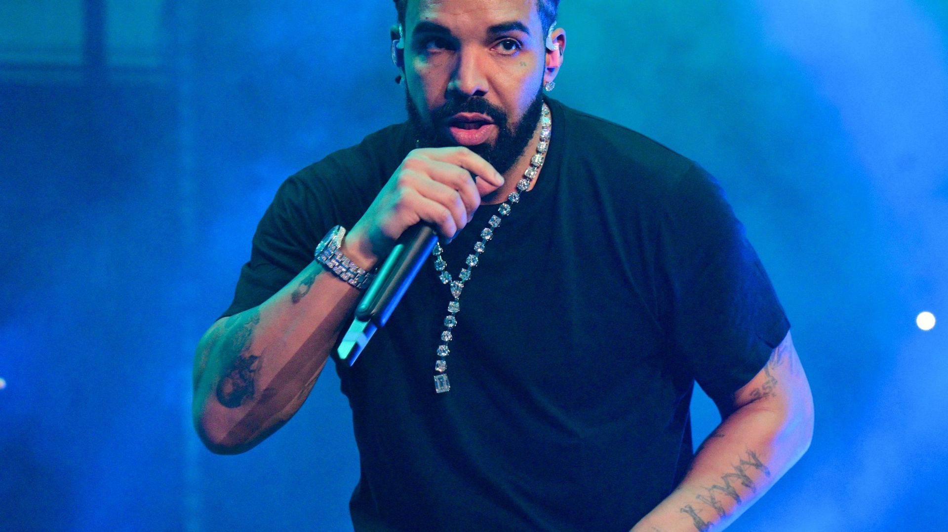 Le manoir de Drake à Toronto inondé après une tempête - RTBF Actus
