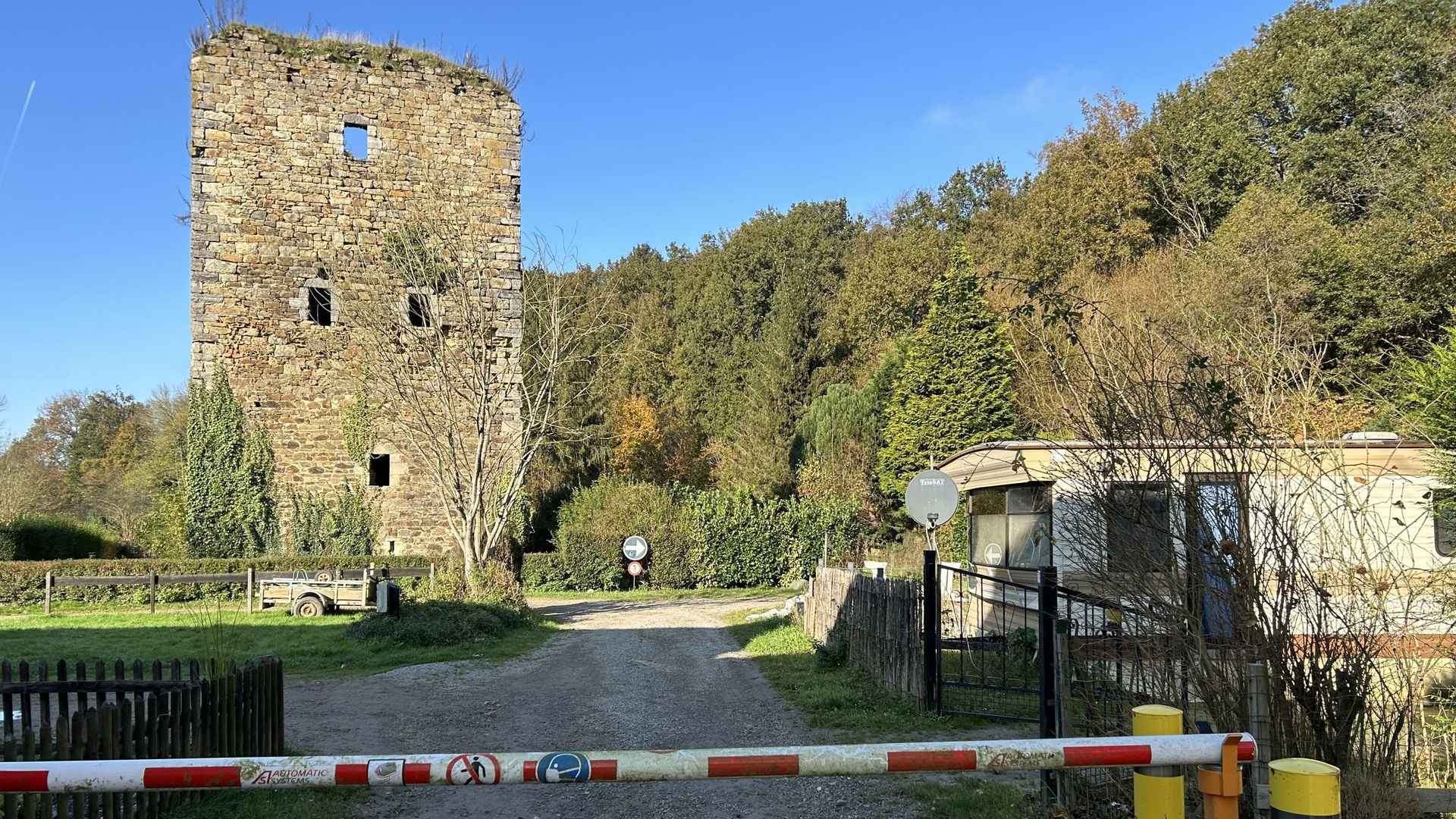 Un projet d'habitats légers au cœur d’un village à Walhain : une ...